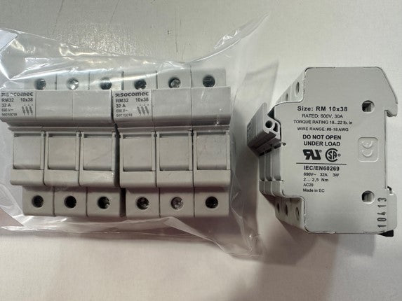 Fuse Switch (690V - 32A) | Part No. 56010018 | SOCOMEC – Ashcon ...